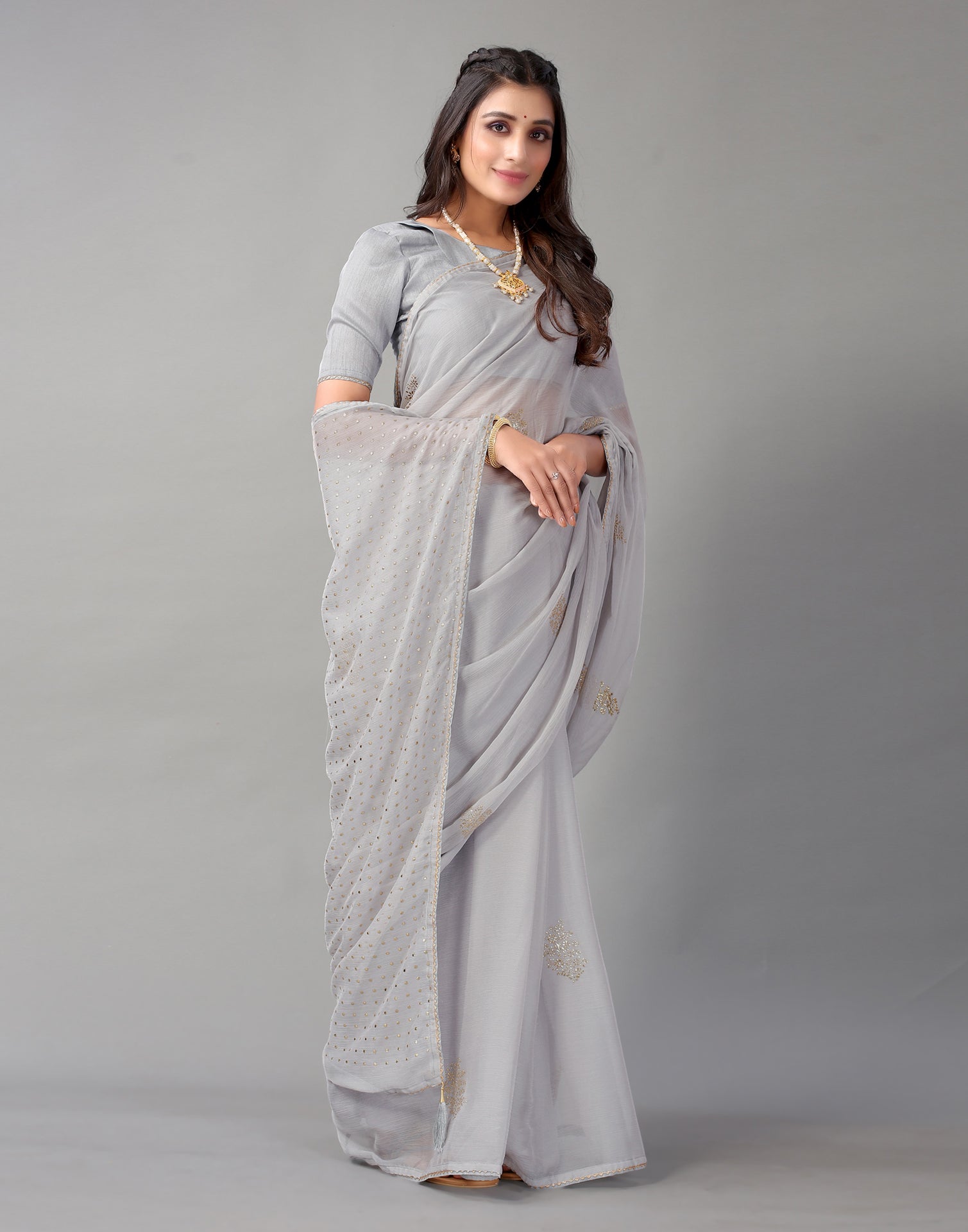 Light Grey Chiffon Saree | Leemboodi